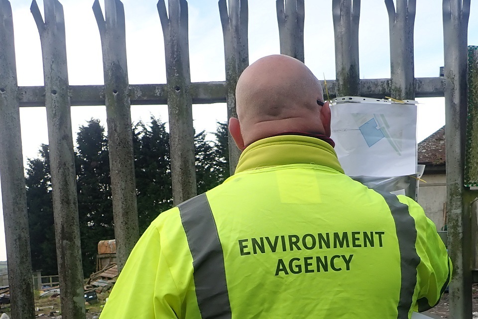 Environment Agency shuts down illegal waste site - GOV.UK
