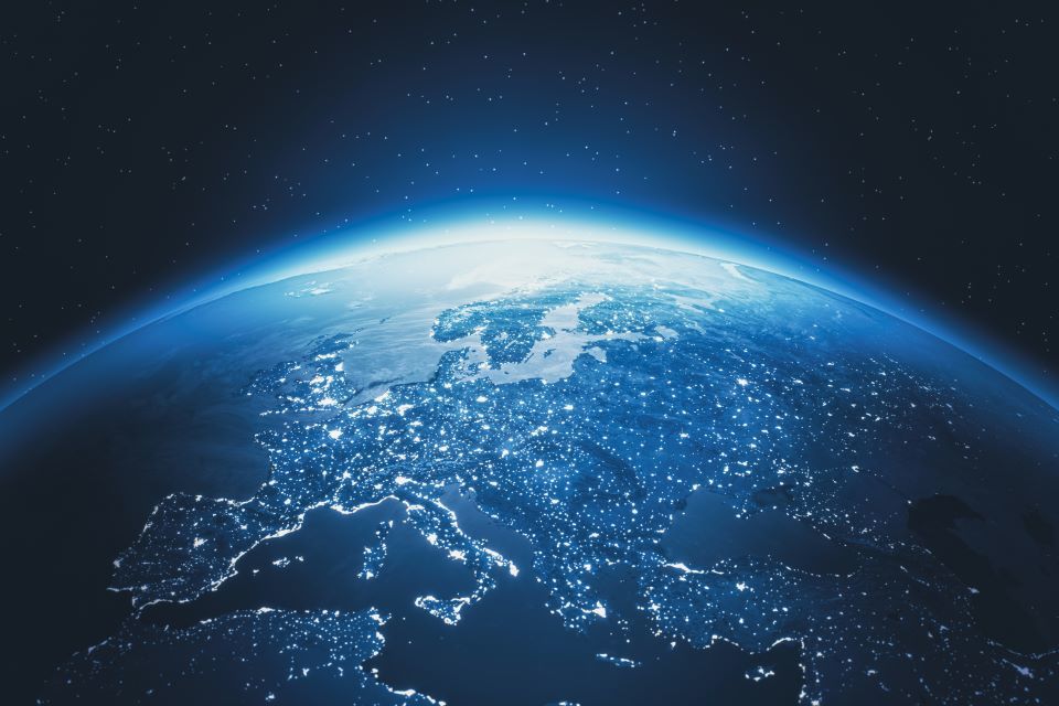 UK government secures satellite network OneWeb - GOV.UK