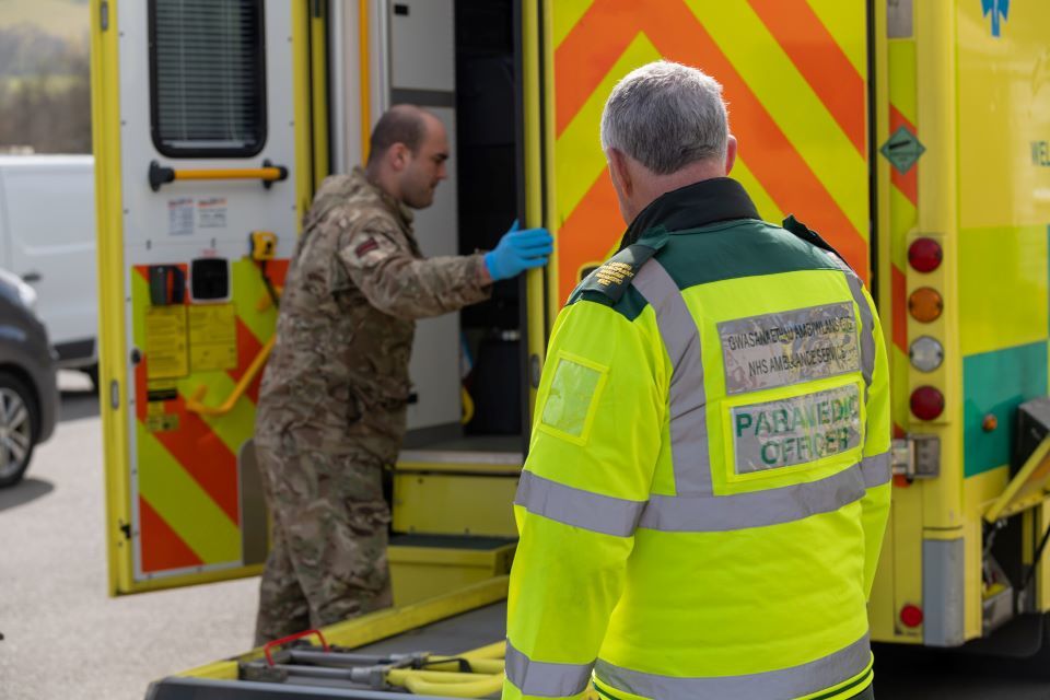 Armed Forces re-deploy to support Welsh Ambulance Service this autumn ...