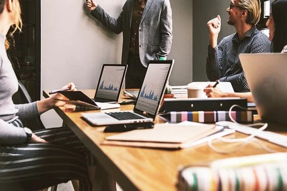 School resource management adviser programme – 3 years on - GOV.UK