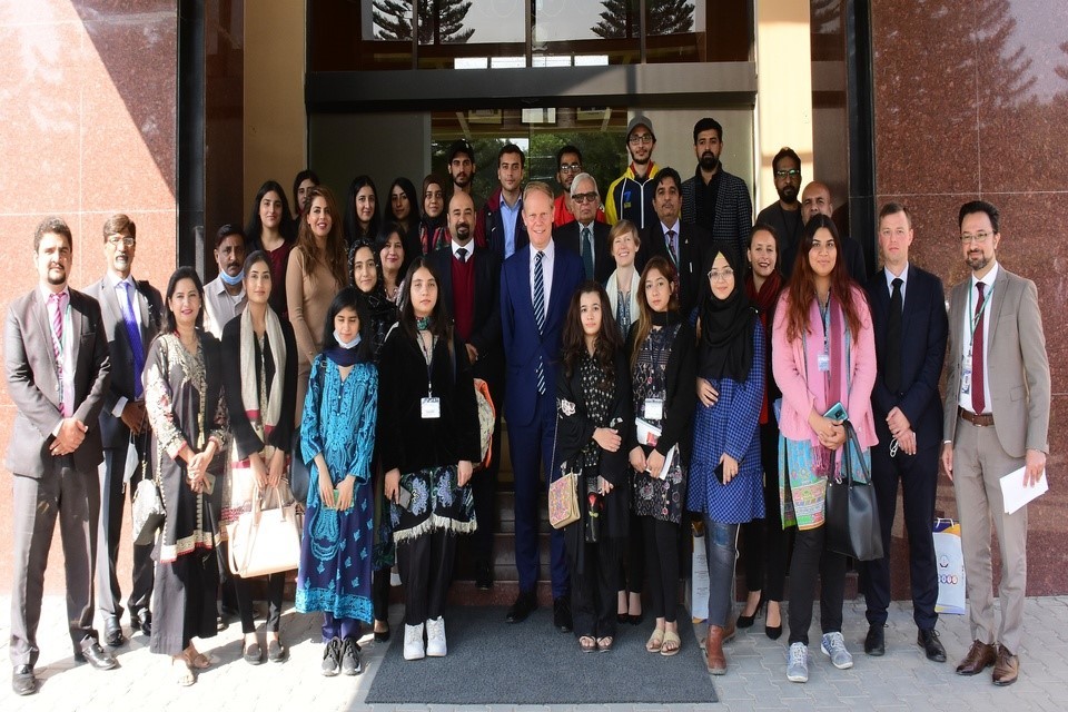 Senior British official Matthew Rycroft visits Pakistan - GOV.UK