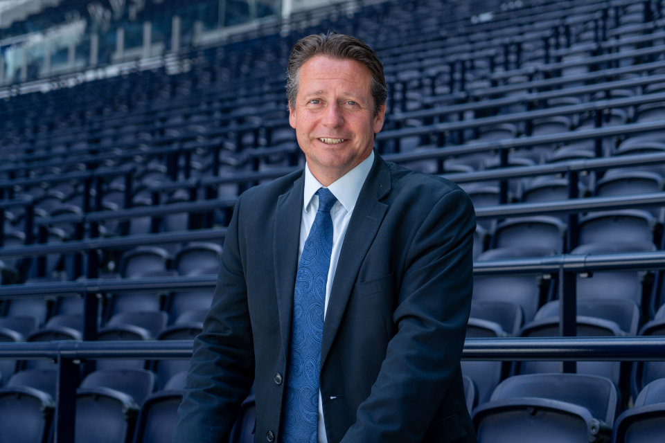 Standing In Football Stadiums - Infoupdate.org