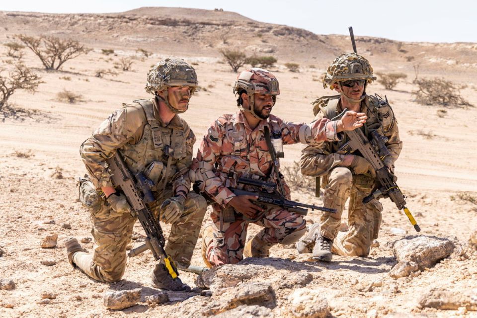 British soldiers lead joint desert training exercise with Oman - GOV.UK