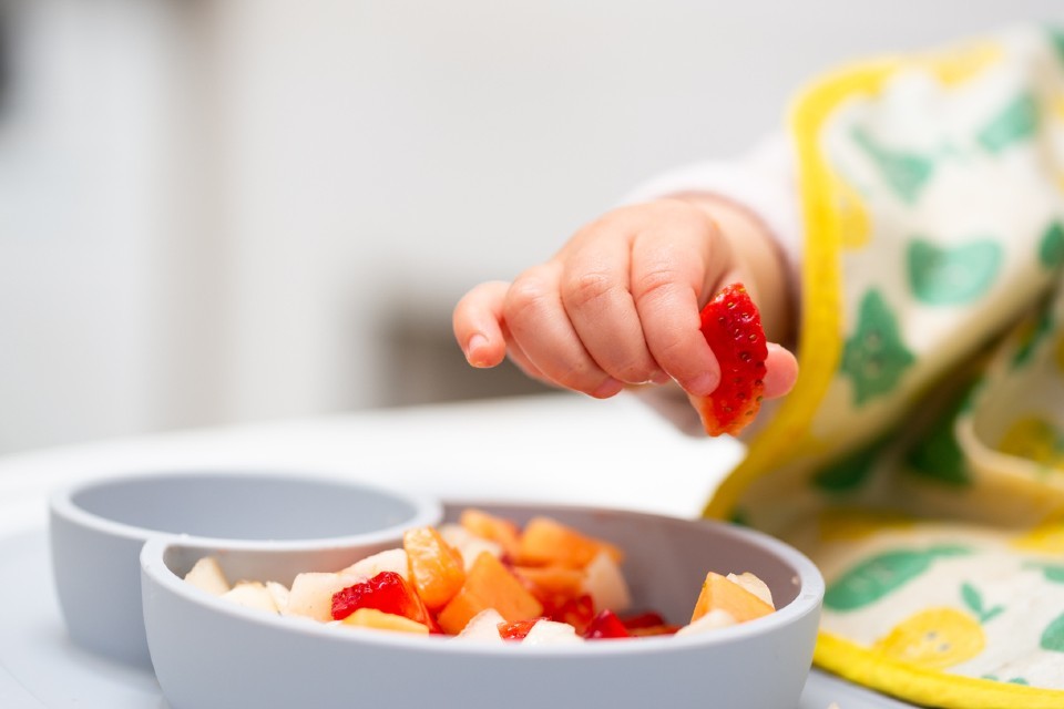 Campaign to help parents with introducing babies to solid food - GOV.UK