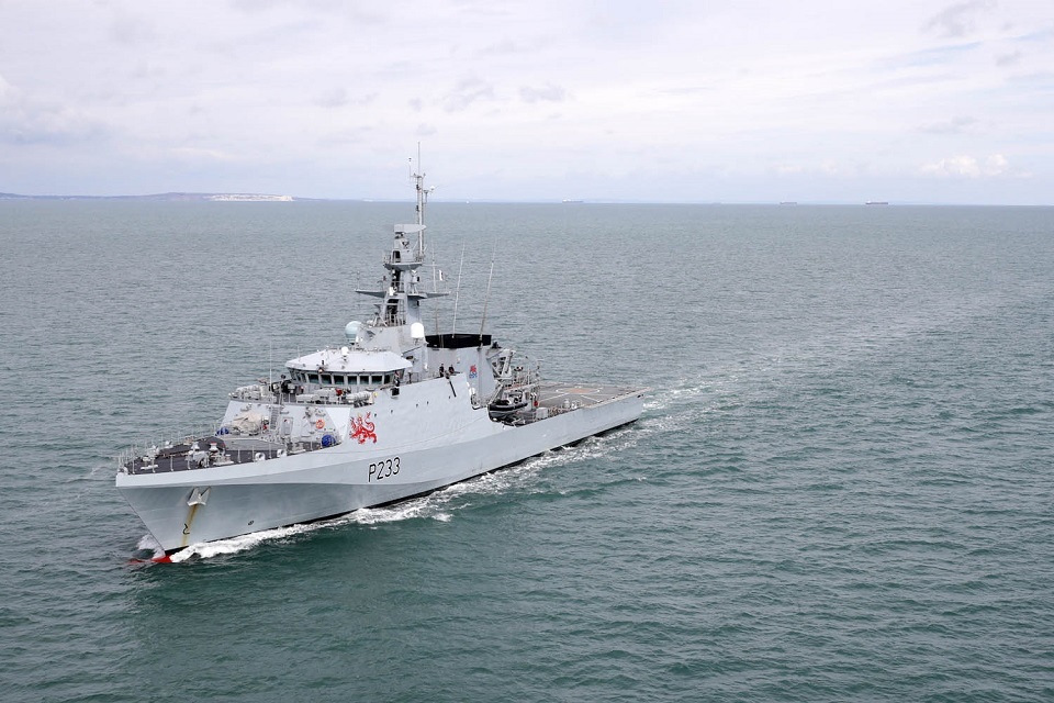 Royal Navy Offshore Patrol Vessel HMS TAMAR visits the Solomons - GOV.UK