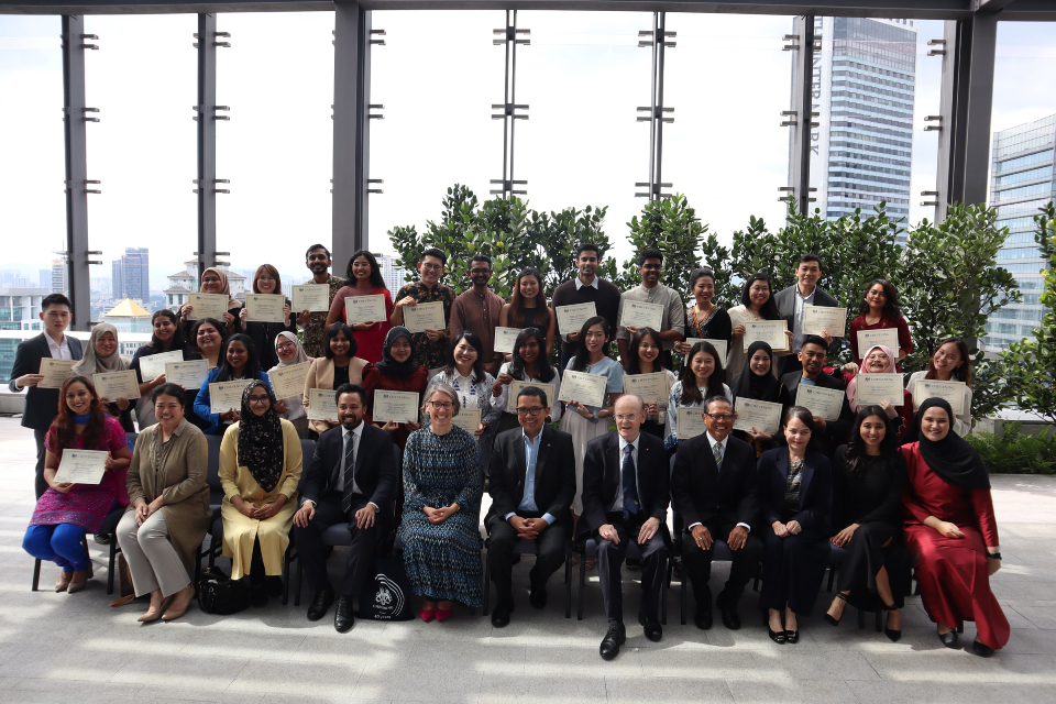 35 Malaysian Chevening Scholars head to the UK - GOV.UK