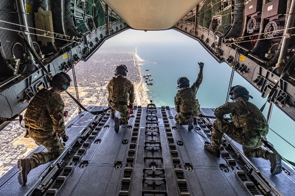UK forces airdrop 100 tonnes of aid for Gaza civilians - GOV.UK