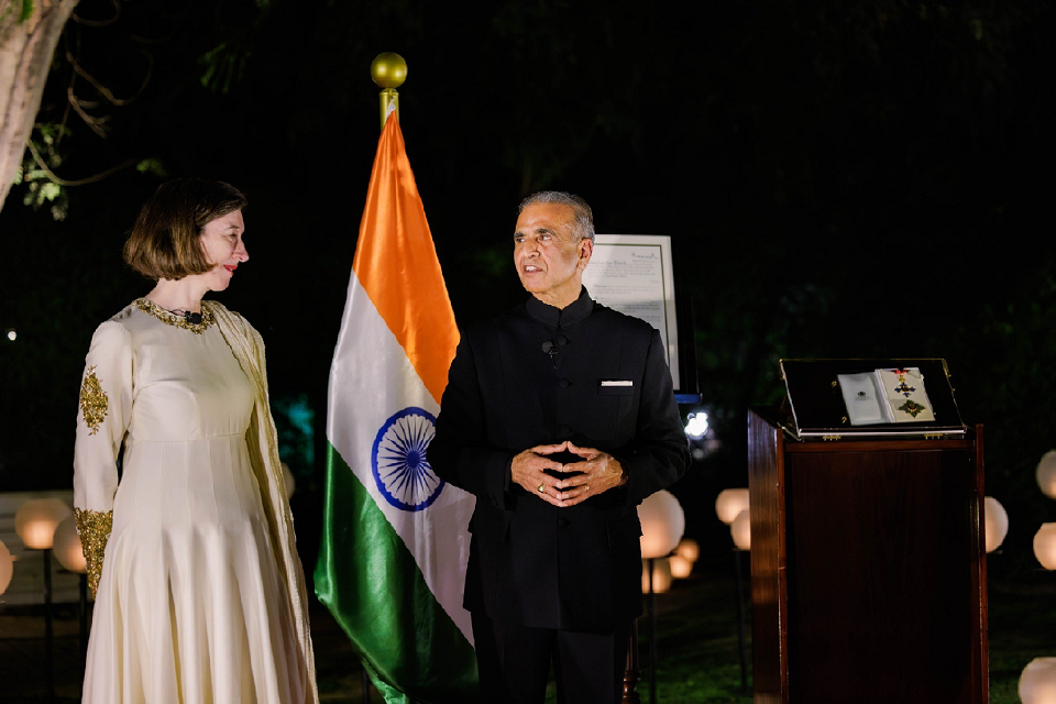 Honorary Knighthood medal presented to Sunil Bharti Mittal - GOV.UK