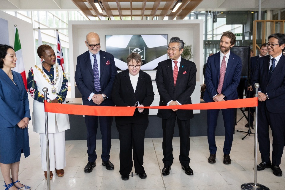 Jobs boost as new fighter jet HQ opens in Reading in key programme ...